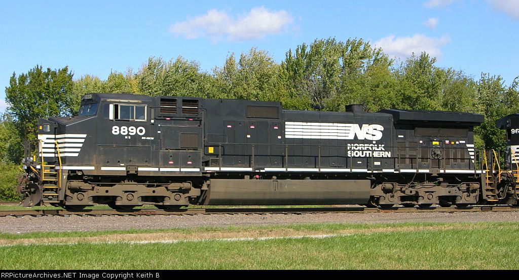NS 8890
